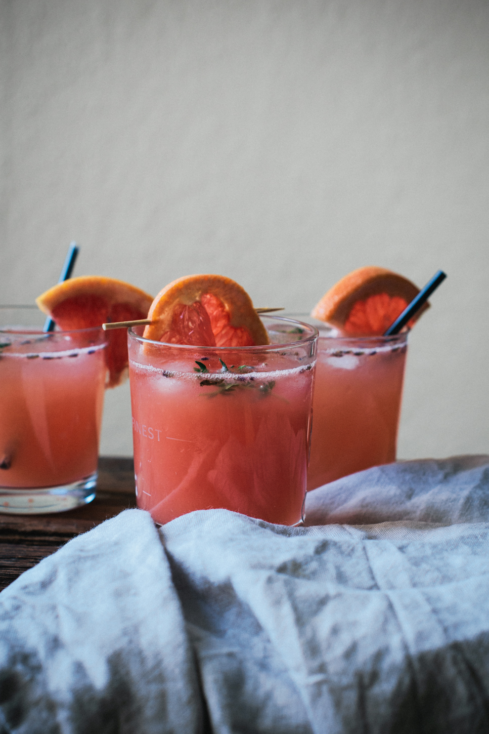 Grapefruit & Lavender Gin Fizz Cocktail | In the mood for food